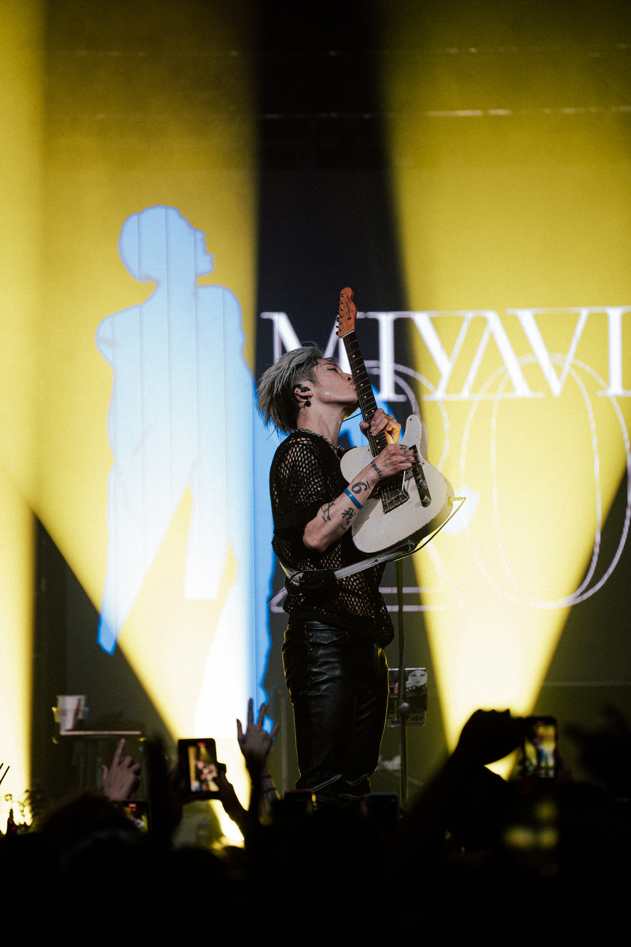 【MIYAVI】《★「Get Wild」歌詞版音樂錄影帶公開＆將於明年春天發行原創專輯！！★》將於11/23(週三)發行翻唱專輯 ...